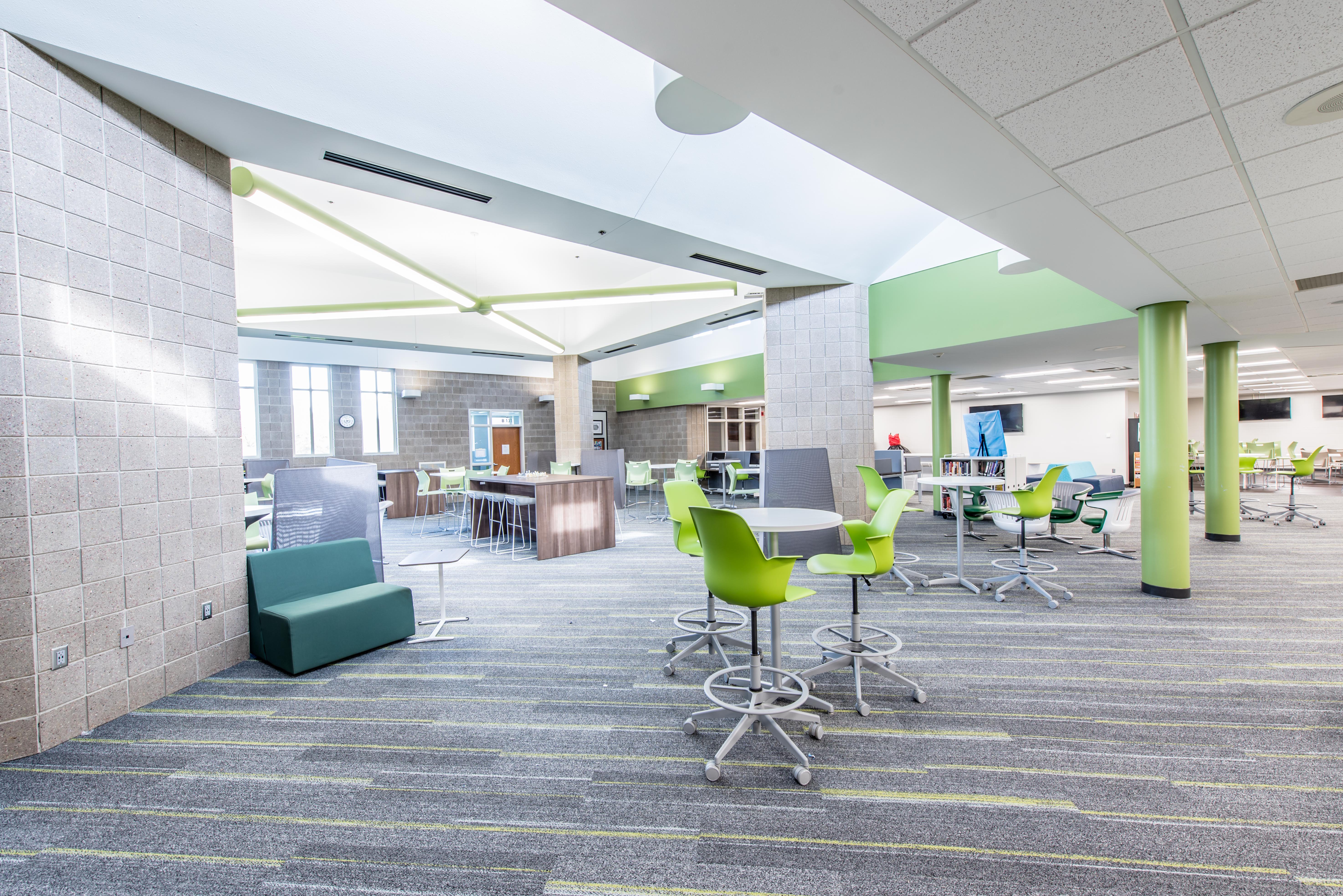 Skutt Catholic High School - Sheppard's Business Interiors