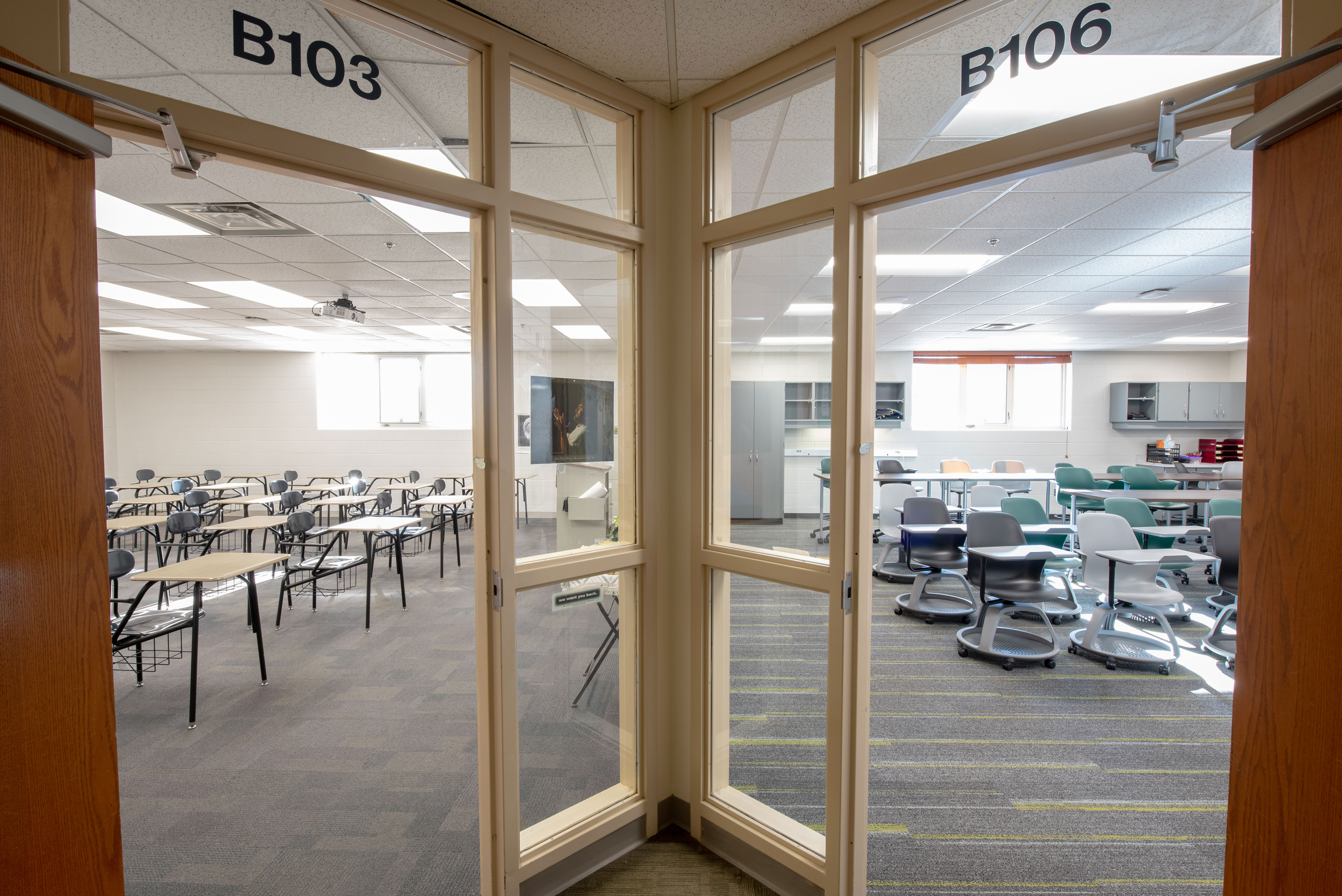 Skutt Catholic High School - Sheppard's Business Interiors