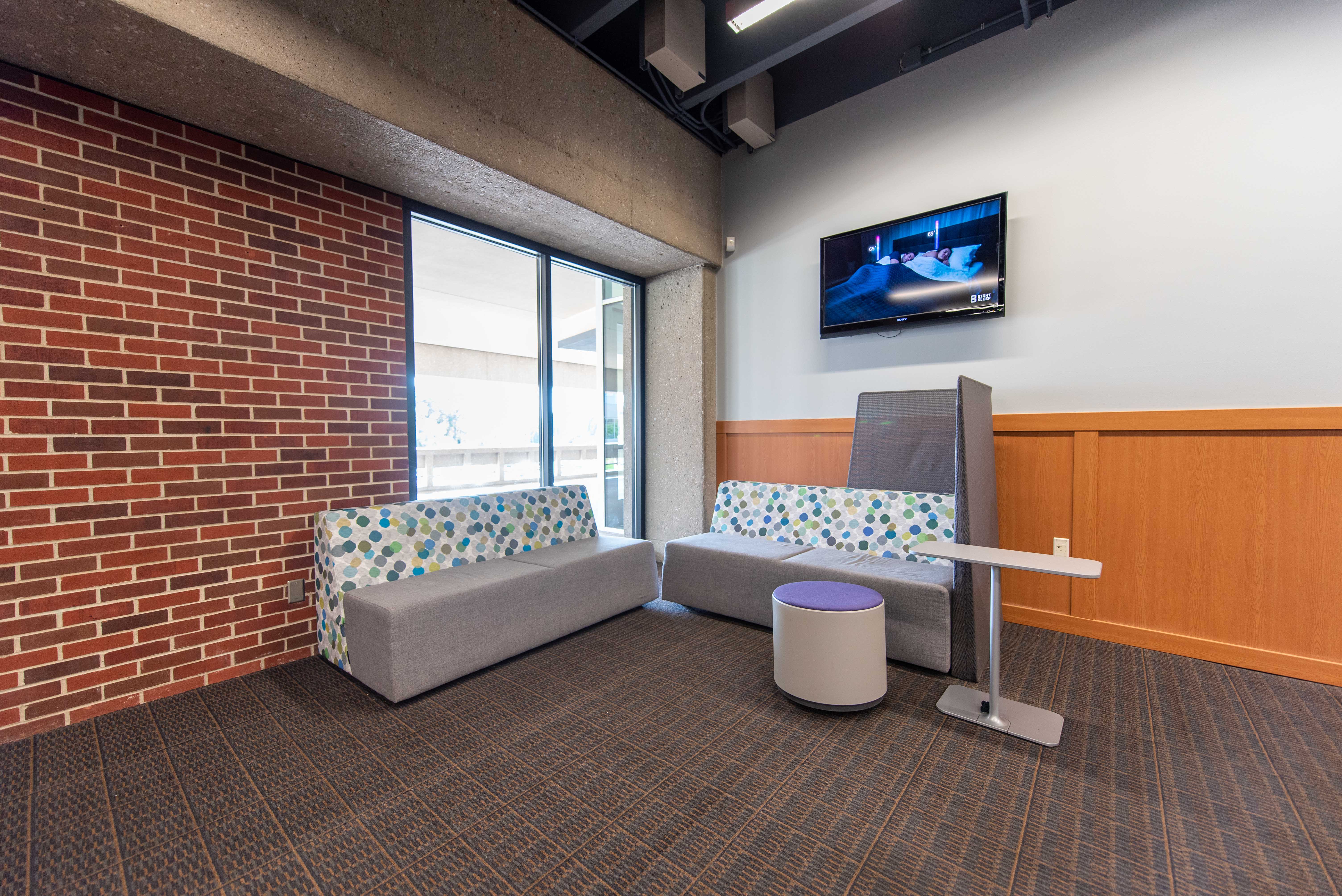UNO Criss Library - Sheppard's Business Interiors